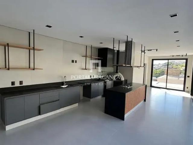 Casa / Sobrado em Condomínio para Venda em Bragança Paulista/SP Condomínio Vale das Águas 4 Quartos