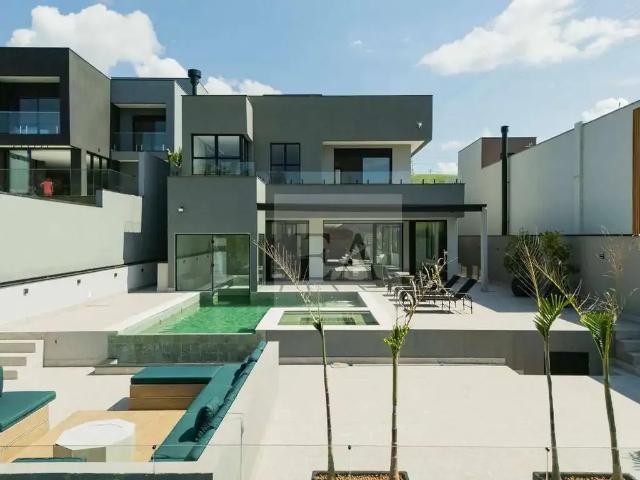 Casa / Sobrado em Condomínio para Venda em Bragança Paulista/SP Condomínio Vale das Águas 4 Quartos