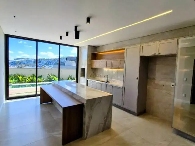 Casa / Sobrado em Condomínio para Venda em Bragança Paulista/SP Condomínio Vale das Águas 4 Quartos