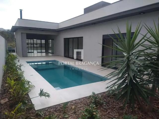 Casa / Sobrado em Condomínio para Venda em Bragança Paulista/SP Condomínio Vale das Águas 3 Quartos