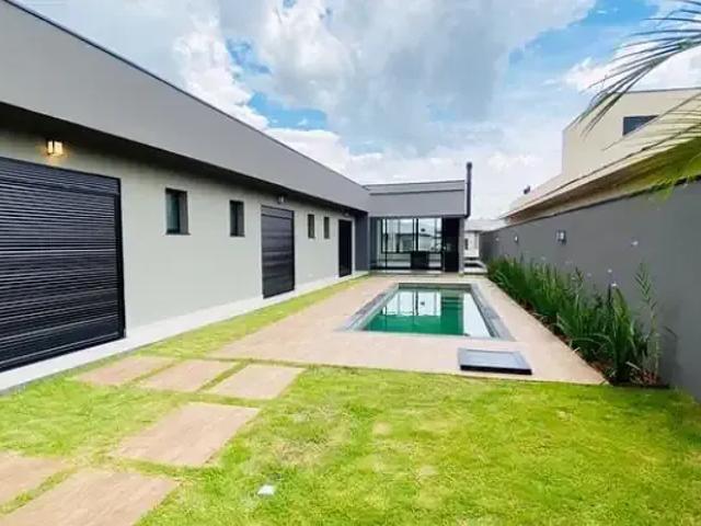 Casa / Sobrado em Condomínio para Venda em Bragança Paulista/SP Condomínio Vale das Águas 3 Quartos