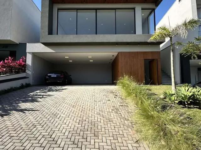 Casa / Sobrado em Condomínio para Venda em Bragança Paulista/SP Condomínio Vale das Águas 3 Quartos