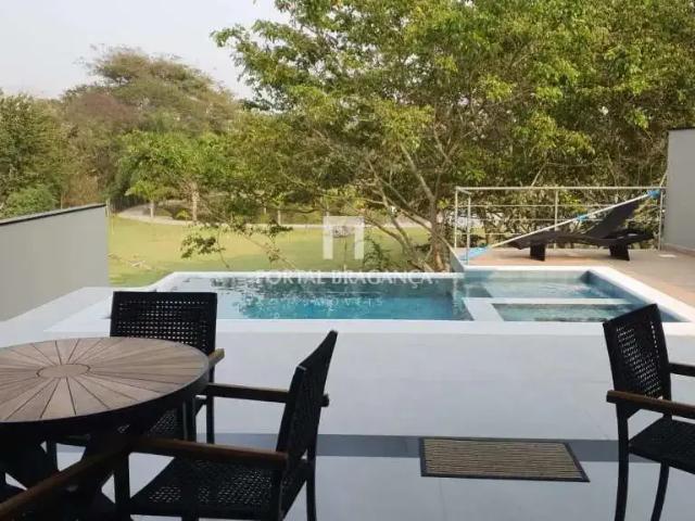 Casa / Sobrado em Condomínio para Venda em Bragança Paulista/SP Condomínio Vale das Águas 3 Quartos