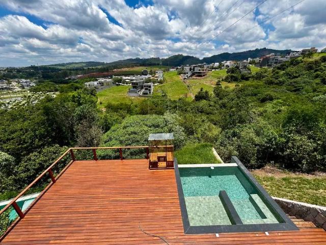 Casa / Sobrado em Condomínio para Venda em Bragança Paulista/SP Condomínio Vale das Águas 3 Quartos