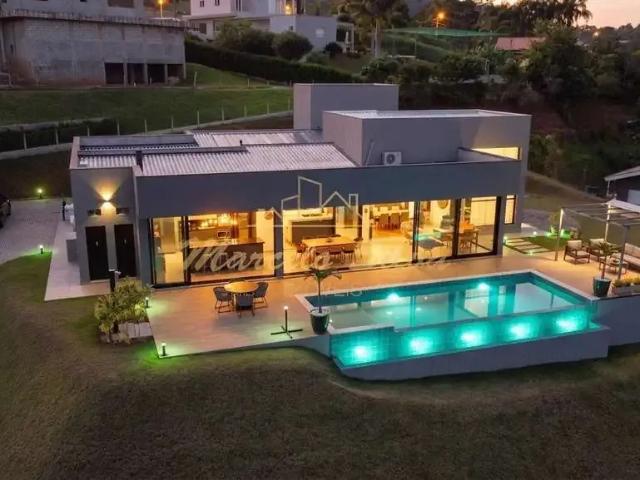 Casa / Sobrado em Condomínio para Venda em Bragança Paulista/SP Condomínio Jardim das Palmeiras 4 Quartos