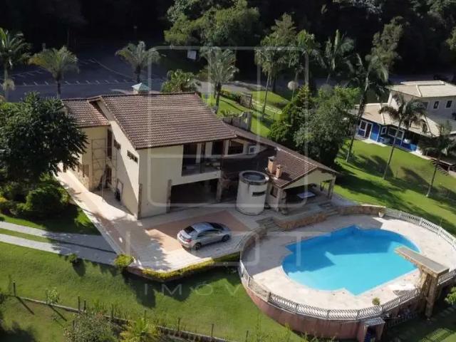Casa / Sobrado em Condomínio para Venda em Bragança Paulista/SP Condomínio Jardim das Palmeiras 4 Quartos