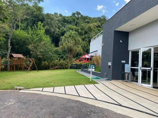 Casa / Sobrado em Condomínio para Venda em Bragança Paulista/SP Condomínio Jardim das Palmeiras 4 Quartos