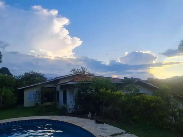 Casa / Sobrado em Condomínio para Venda em Bragança Paulista/SP Condomínio Jardim das Palmeiras 4 Quartos