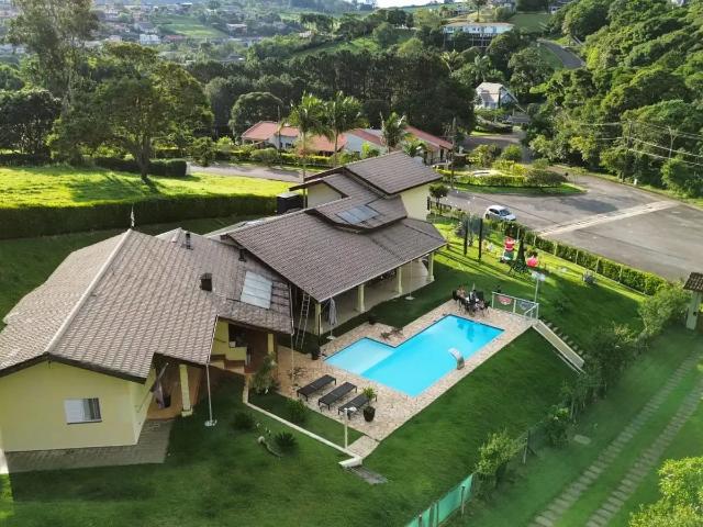 Casa / Sobrado em Condomínio para Venda em Bragança Paulista/SP Condomínio Jardim das Palmeiras 5 Quartos