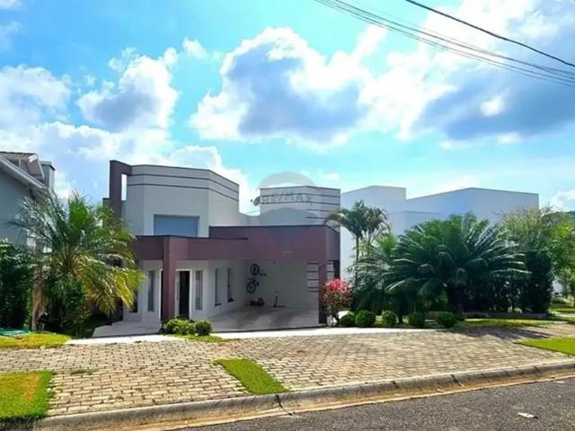 Casa / Sobrado em Condomínio para Venda em Bragança Paulista/SP Condomínio Residencial Fazenda Santa Helena 3 Quartos