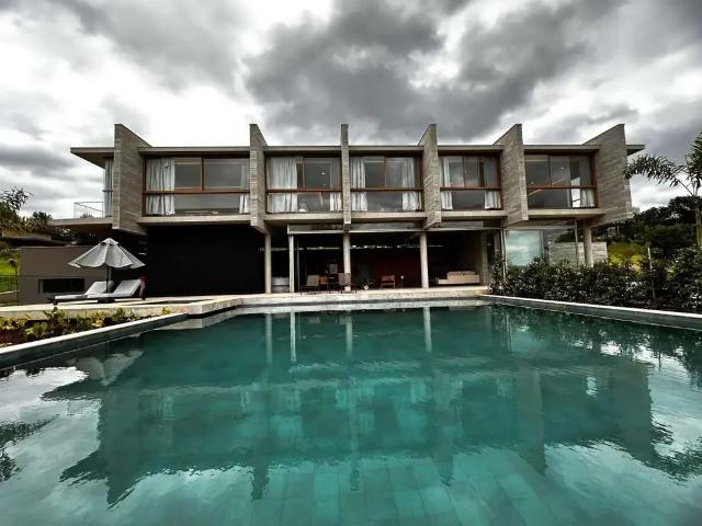 Casa / Sobrado em Condomínio para Venda em Bragança Paulista/SP Área Rural de Bragança Paulista 6 Quartos
