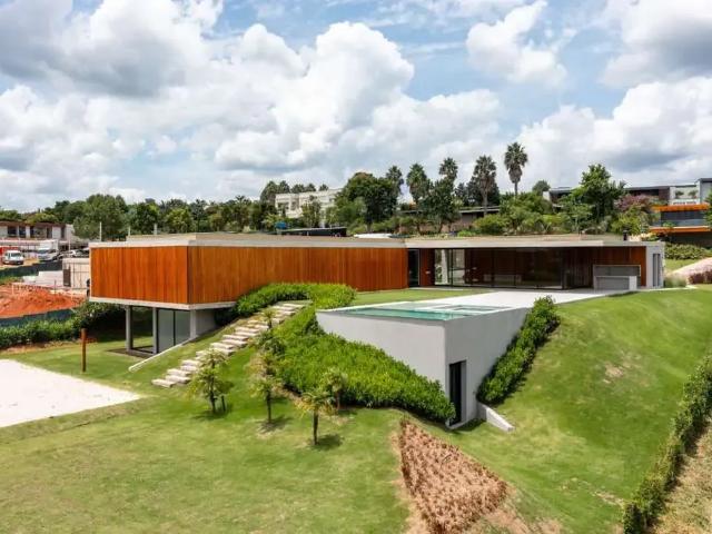 Casa / Sobrado em Condomínio para Venda em Bragança Paulista/SP Área Rural de Bragança Paulista 6 Quartos