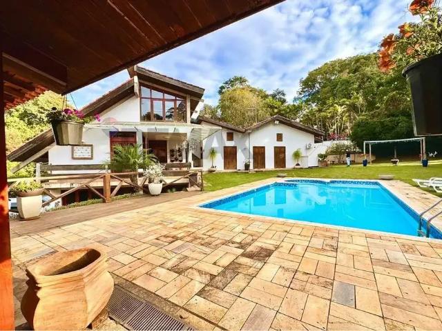 Casa / Sobrado em Condomínio para Venda em Bragança Paulista/SP Jardim Bela Vista 4 Quartos
