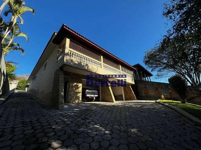 Casa / Sobrado em Condomínio para Venda em Bragança Paulista/SP Lagos de Santa Helena 3 Quartos