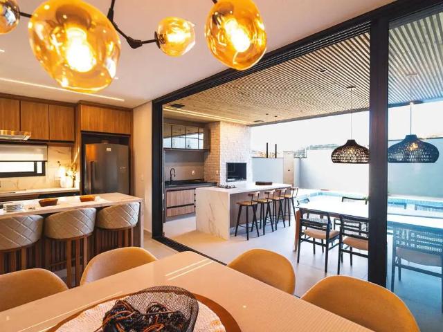 Casa / Sobrado em Condomínio para Venda em Bragança Paulista/SP Residencial San Vitale 4 Quartos