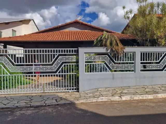 Casa / Sobrado em Condomínio para Venda em Brasília/DF Setor Habitacional Jardim Botânico 4 Quartos