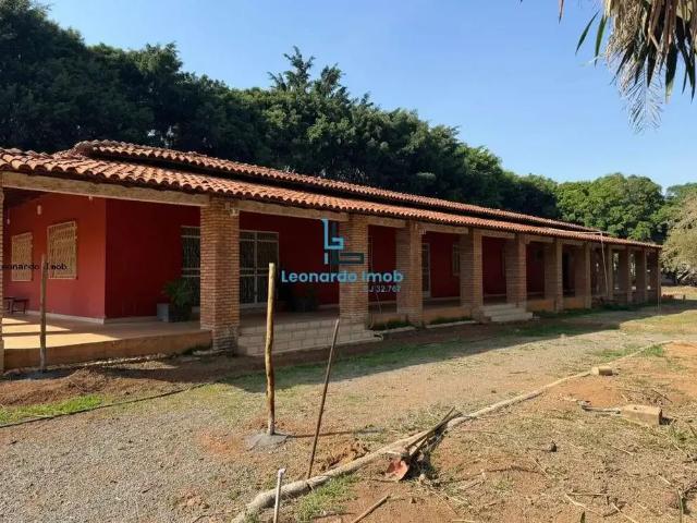 Casa / Sobrado em Condomínio para Venda em Brasília/DF Recanto das Emas 6 Quartos