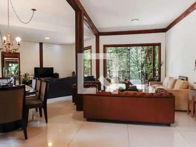 Casa / Sobrado em Condomínio para Venda em Brumadinho/MG Casa Branca 3 Quartos