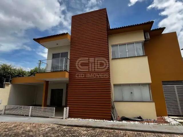 Casa / Sobrado em Condomínio para Venda em Cuiabá/MT Alvorada 4 Quartos