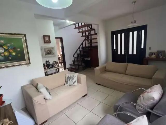 Casa / Sobrado em Condomínio para Venda em Cuiabá/MT Coophema 3 Quartos