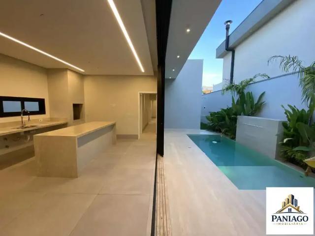 Casa / Sobrado em Condomínio para Venda em Cuiabá/MT Condomínio Belvedere II 3 Quartos
