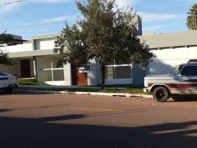 Casa / Sobrado em Condomínio para Venda em Cuiabá/MT Condomínio Belvedere 3 Quartos