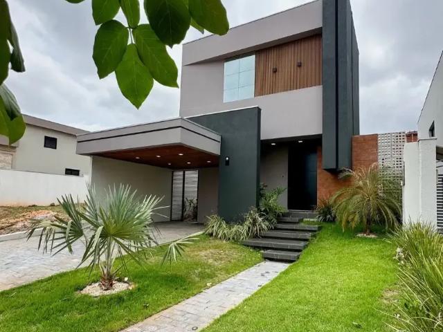 Casa / Sobrado em Condomínio para Venda em Cuiabá/MT Condomínio Belvedere 3 Quartos