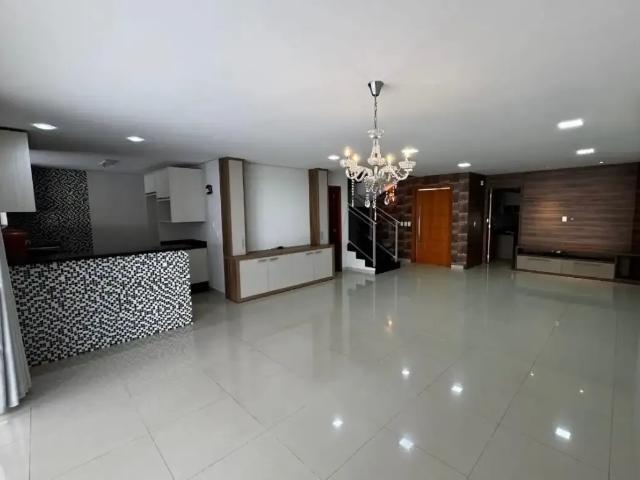 Casa / Sobrado em Condomínio para Venda em Cuiabá/MT Condomínio Belvedere 3 Quartos