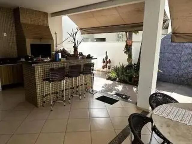 Casa / Sobrado em Condomínio para Venda em Cuiabá/MT Condomínio Belvedere 4 Quartos