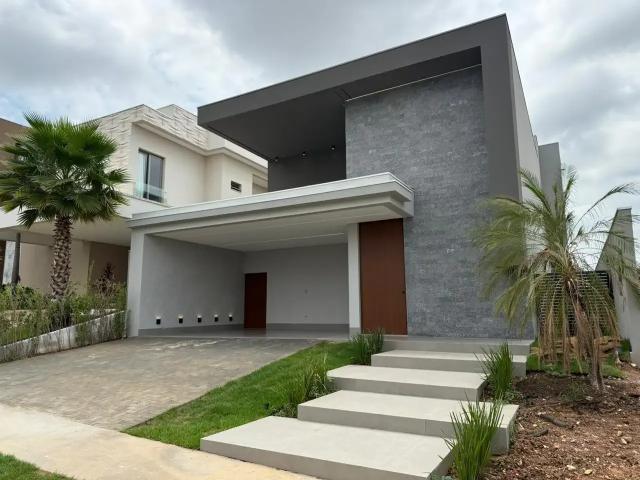 Casa / Sobrado em Condomínio para Venda em Cuiabá/MT Condomínio Residencial Florais dos Lagos 3 Quartos