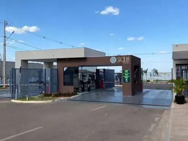 Casa / Sobrado em Condomínio para Venda em Cuiabá/MT Condomínio Residencial Sicília Residence 3 Quartos