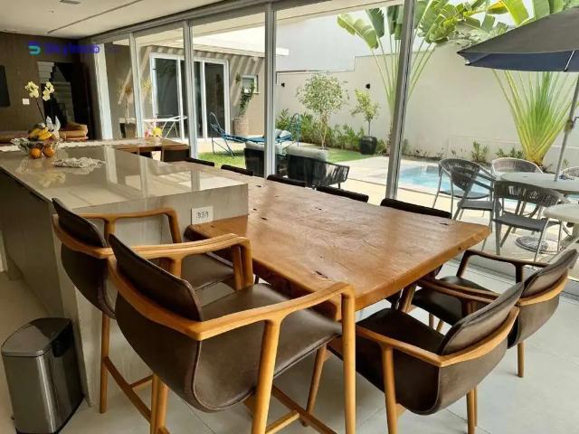 Casa / Sobrado em Condomínio para Venda em Cuiabá/MT Condomínio Villa Jardim 4 Quartos