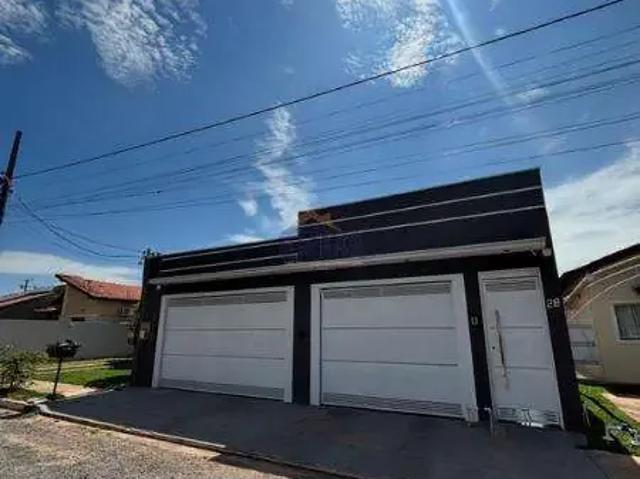 Casa / Sobrado em Condomínio para Venda em Cuiabá/MT Distrito Industrial 3 Quartos