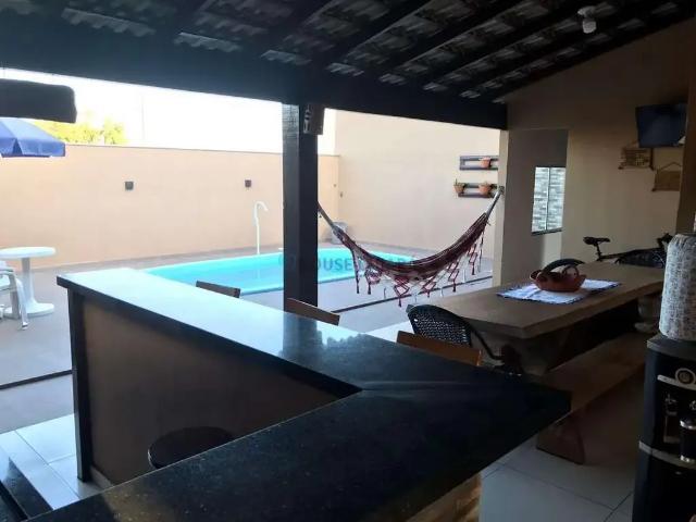 Casa / Sobrado em Condomínio para Venda em Cuiabá/MT Distrito Industrial 3 Quartos