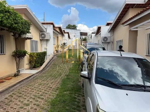 Casa / Sobrado em Condomínio para Venda em Cuiabá/MT Goiabeiras 3 Quartos