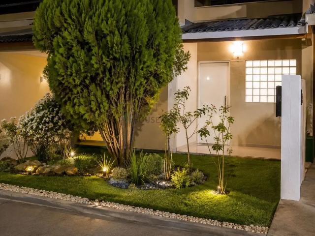 Casa / Sobrado em Condomínio para Venda em Cuiabá/MT Jardim Universitário 2 Quartos