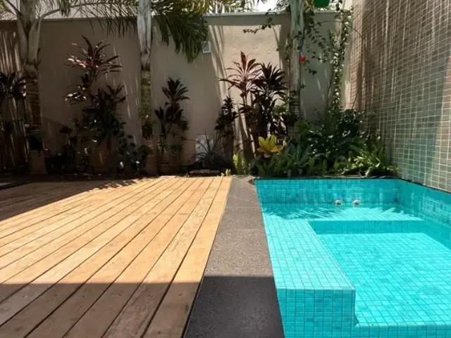 Casa / Sobrado em Condomínio para Venda em Cuiabá/MT Jardim Imperial 3 Quartos