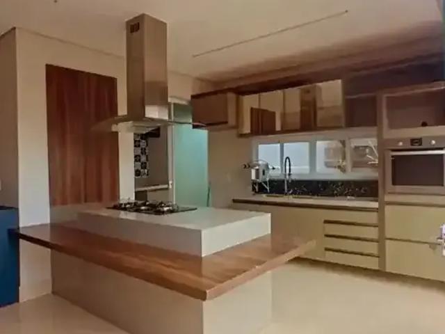 Casa / Sobrado em Condomínio para Venda em Cuiabá/MT Jardim Imperial 3 Quartos