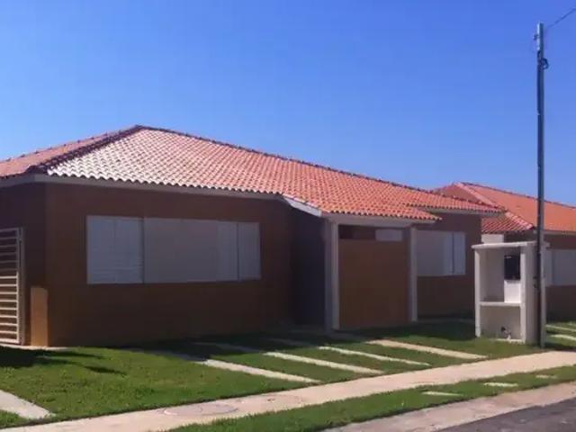 Casa / Sobrado em Condomínio para Venda em Cuiabá/MT Jardim Imperial 3 Quartos