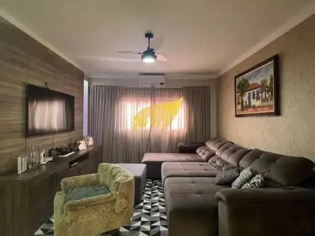Casa / Sobrado em Condomínio para Venda em Cuiabá/MT Jardim Itália 4 Quartos