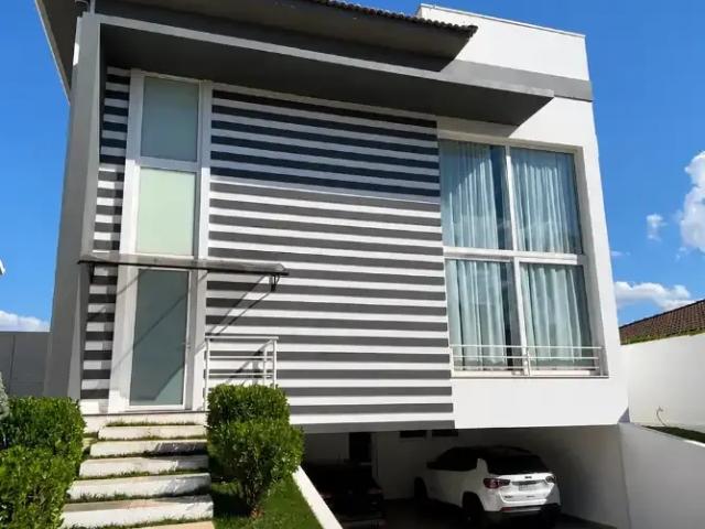 Casa / Sobrado em Condomínio para Venda em Cuiabá/MT Jardim Itália 4 Quartos