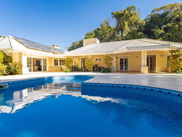 Casa / Sobrado em Condomínio para Venda em Curitiba/PR Campo Comprido