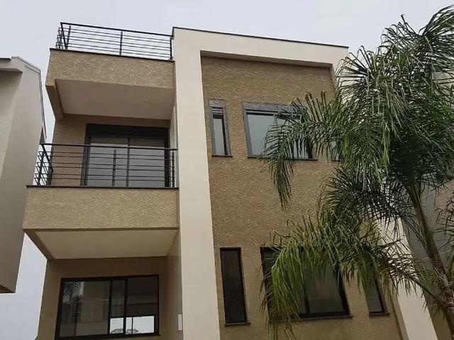 Casa / Sobrado em Condomínio para Venda em Curitiba/PR Campo Comprido 4 Quartos