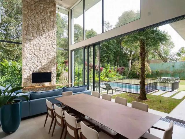 Casa / Sobrado em Condomínio para Venda em Curitiba/PR Campo Comprido 5 Quartos