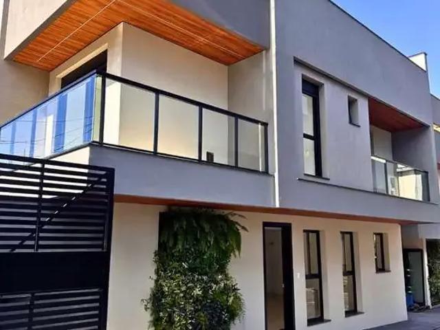 Casa / Sobrado em Condomínio para Venda em Curitiba/PR Campina do Siqueira 3 Quartos