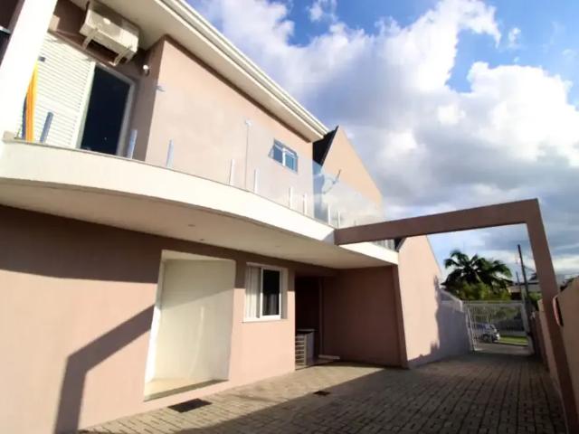 Casa / Sobrado em Condomínio para Venda em Curitiba/PR Campina do Siqueira 3 Quartos