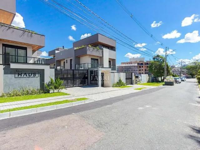 Casa / Sobrado em Condomínio para Venda em Curitiba/PR Campina do Siqueira 3 Quartos