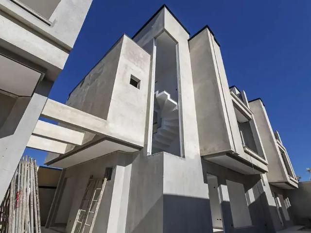 Casa / Sobrado em Condomínio para Venda em Curitiba/PR Capão Raso 3 Quartos