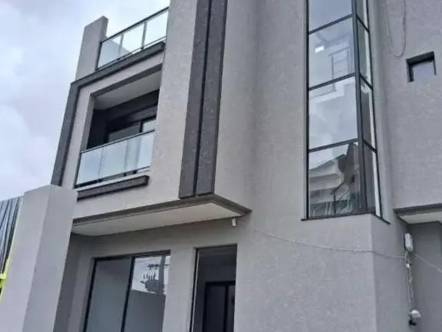 Casa / Sobrado em Condomínio para Venda em Curitiba/PR Capão Raso 3 Quartos
