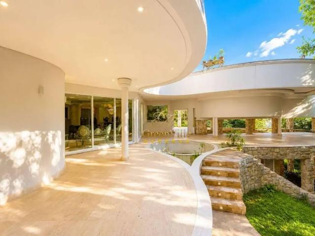 Casa / Sobrado em Condomínio para Venda em Curitiba/PR Cascatinha 6 Quartos